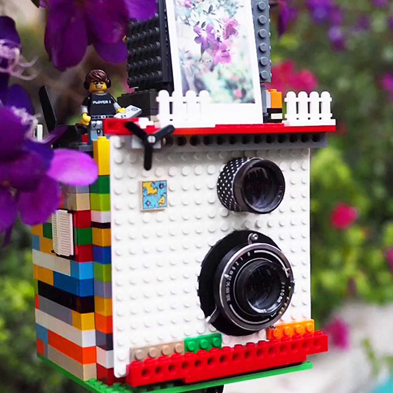 Photographer Uses LEGO Bricks to Create a Fully-Functional Instant ...