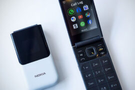 Nokia 2720 Flip Wants to Bring Back the Classic Design, But with Modern ...