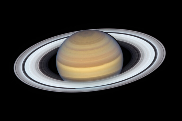 NASA's Hubble Space Telescope Captures Surreal Image of Saturn and Its ...