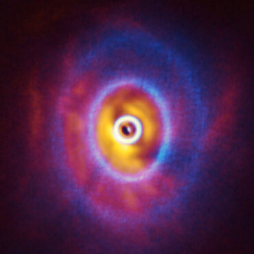 Astronomers Find Evidence of Compact, Massive Triple Star System for ...