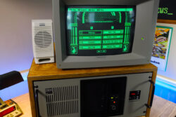 What a $6,149 IBM 7532 Industrial Computer from 1985 Looks Like - TechEBlog