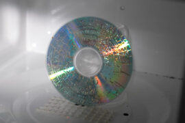 High-Speed Camera Captures CD Being Microwaved in Super Slow Motion at ...