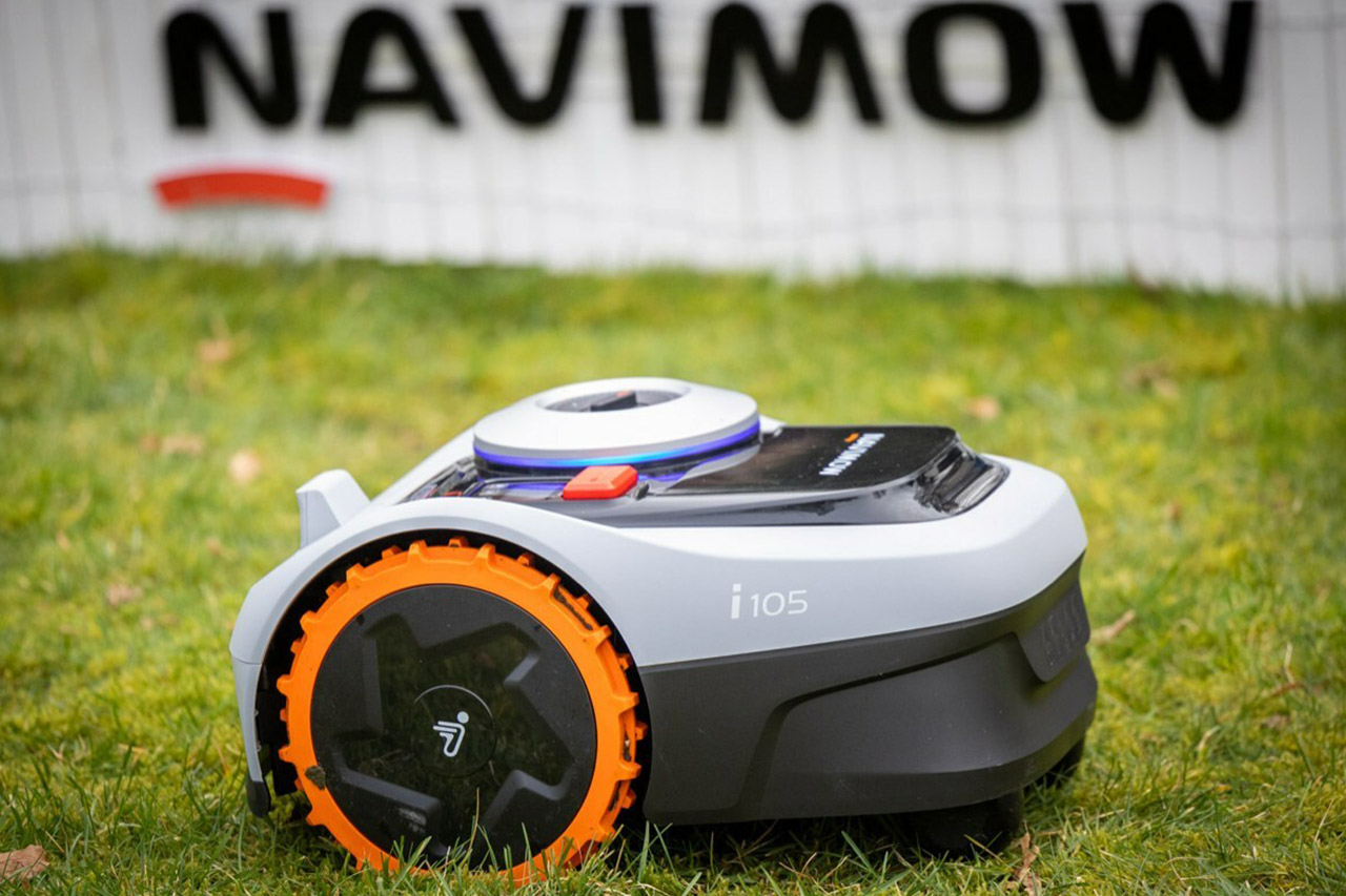 Segway Releases Navimow i Series Robotic Lawn Mower, Boasts Real-Time ...