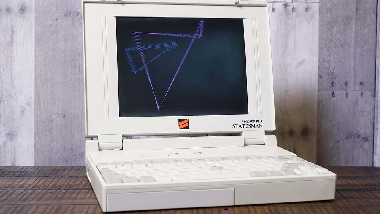 What It's Like to Use a Packard Bell Statesman Laptop from 1994 - TechEBlog