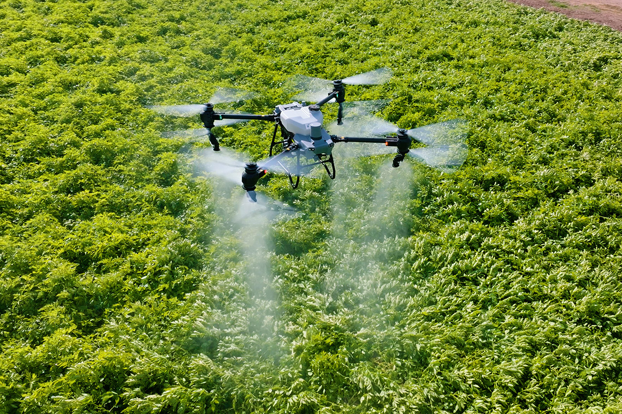 DJI Agras T50 Agricultural Drone Revealed, Boasts 9-Minute Fast ...