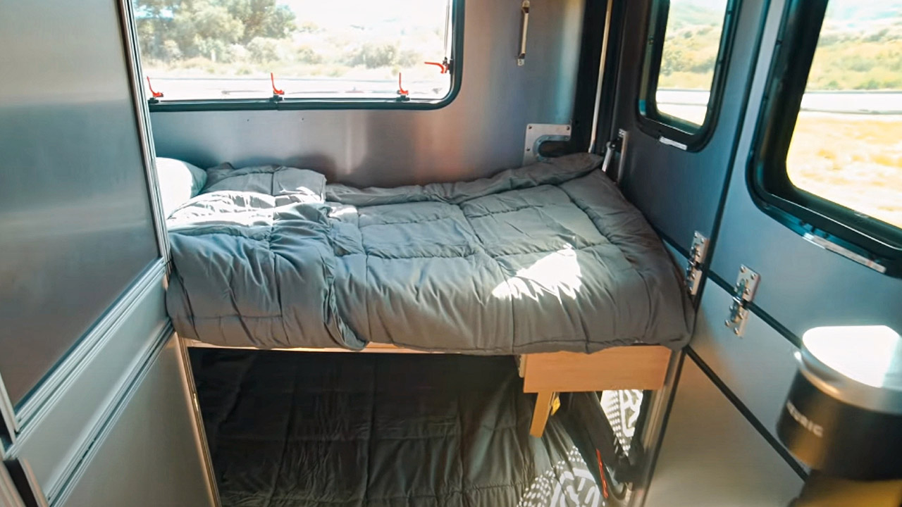 Exodus Capax Combines Luxury and Technology Into a Sleek Pop-Up Camper ...