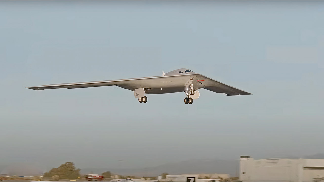 US Air Force Releases First Video of B-21 Raider Strategic Bomber in ...