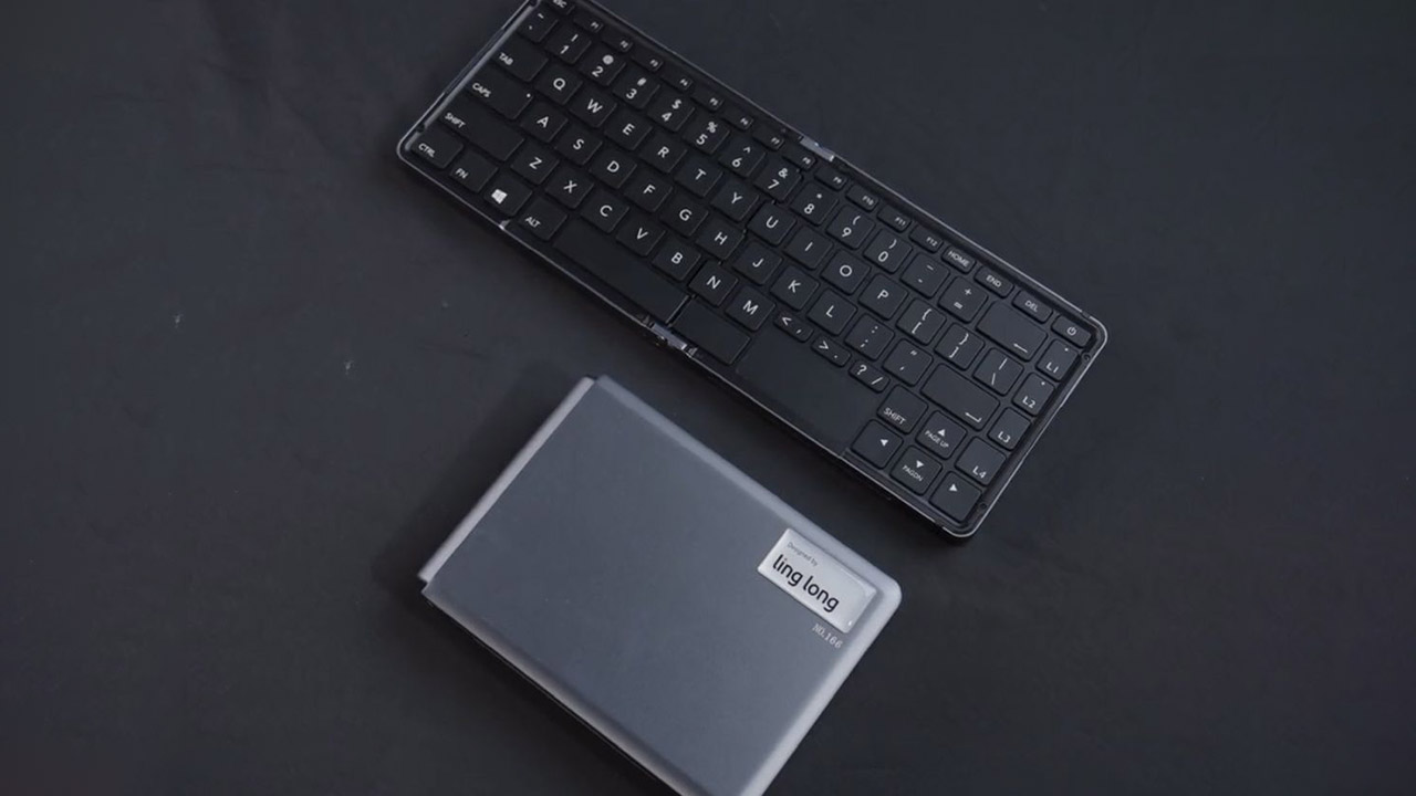 Lunar 2-in-1 Foldable Keyboard is Actually a Ryzen 7 8840U Mini PC in ...