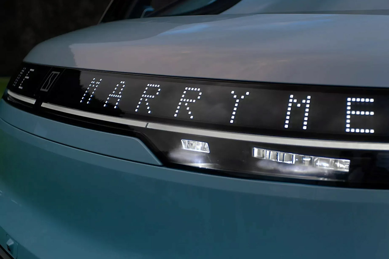 All-Electric Zeekr Mix MPV Features SEA-M Architecture, Two Battery ...