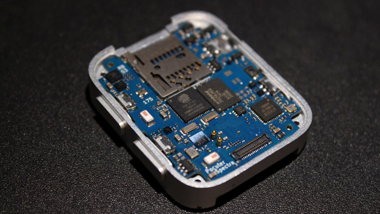 First Look at Pocuter Spectra, a Hackable Smartwatch That Can Easily be ...