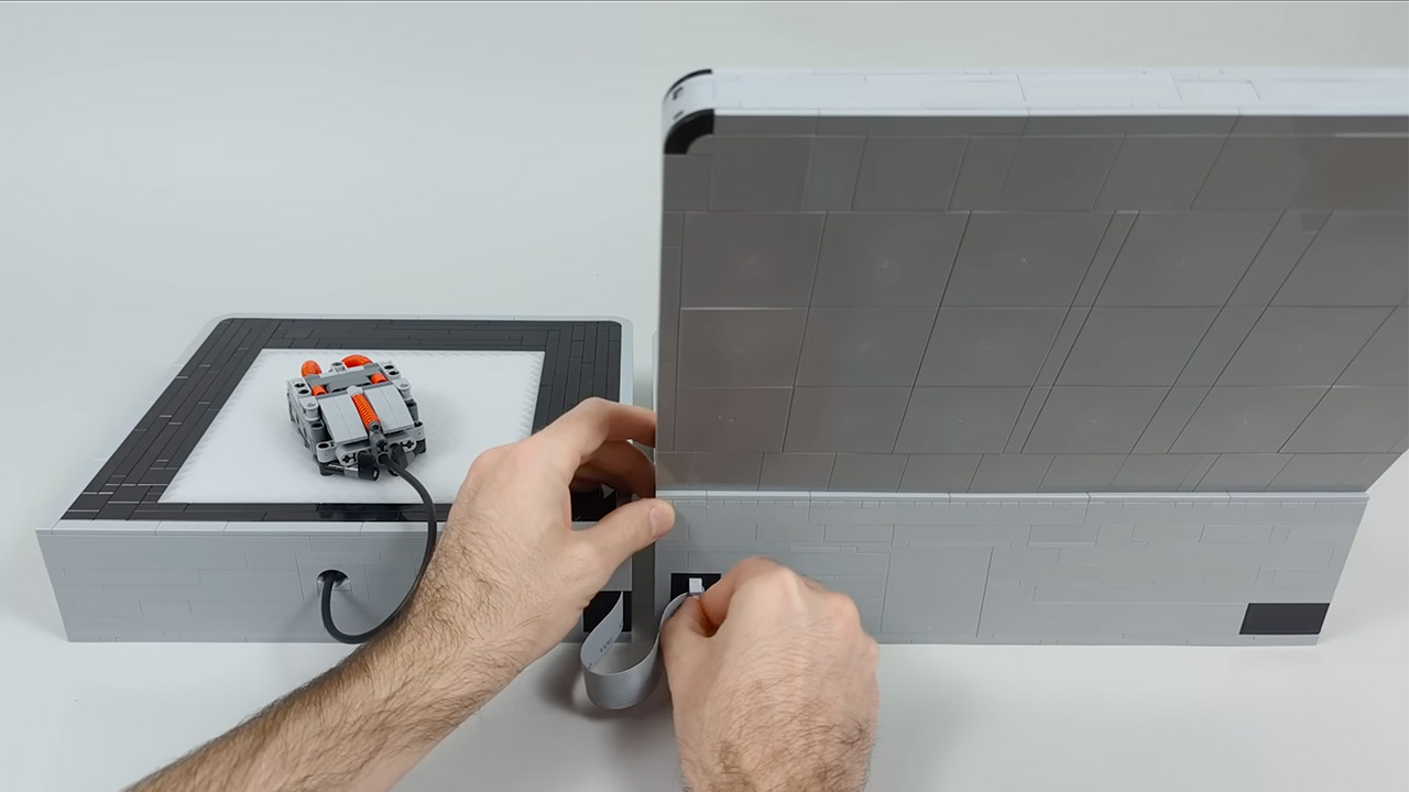 Building a Functional LEGO Laptop is More Complex Than You Think ... Building a Functional LEGO Laptop is More Complex Than You Think ...