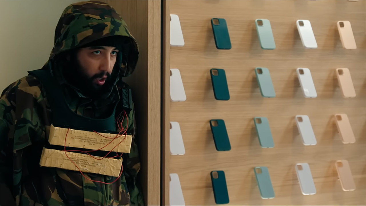iHostage Movie Recreated Real-Life Apple Store in Amsterdam’s ...