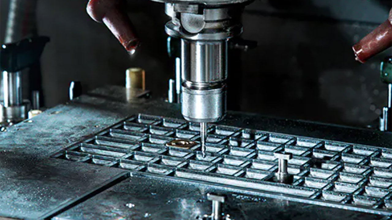 Razer Blade 14 (2025) is Company's Most Compact Gaming Laptop Yet, Has ...