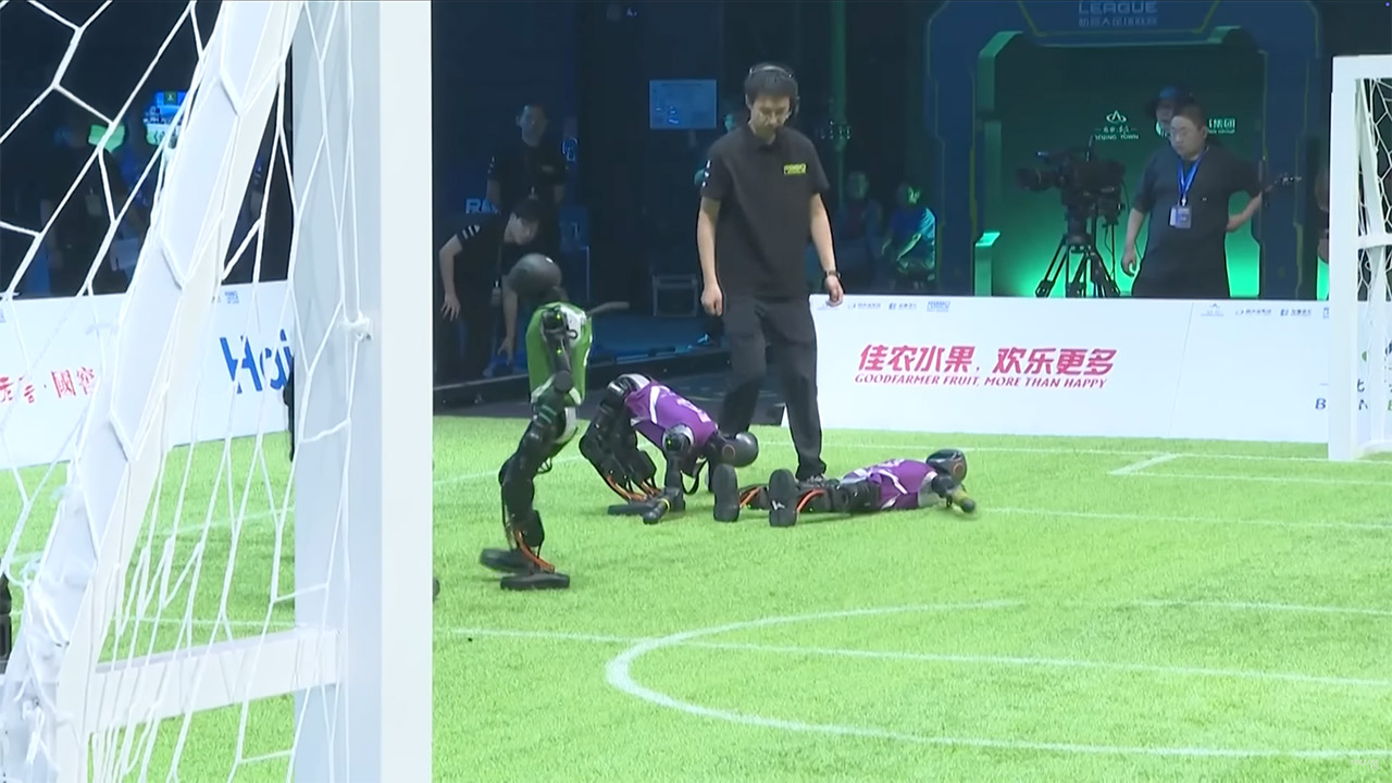 World's First 3-on-3 Autonomous Robot Football Match Takes Place in Beijing - TechEBlog
