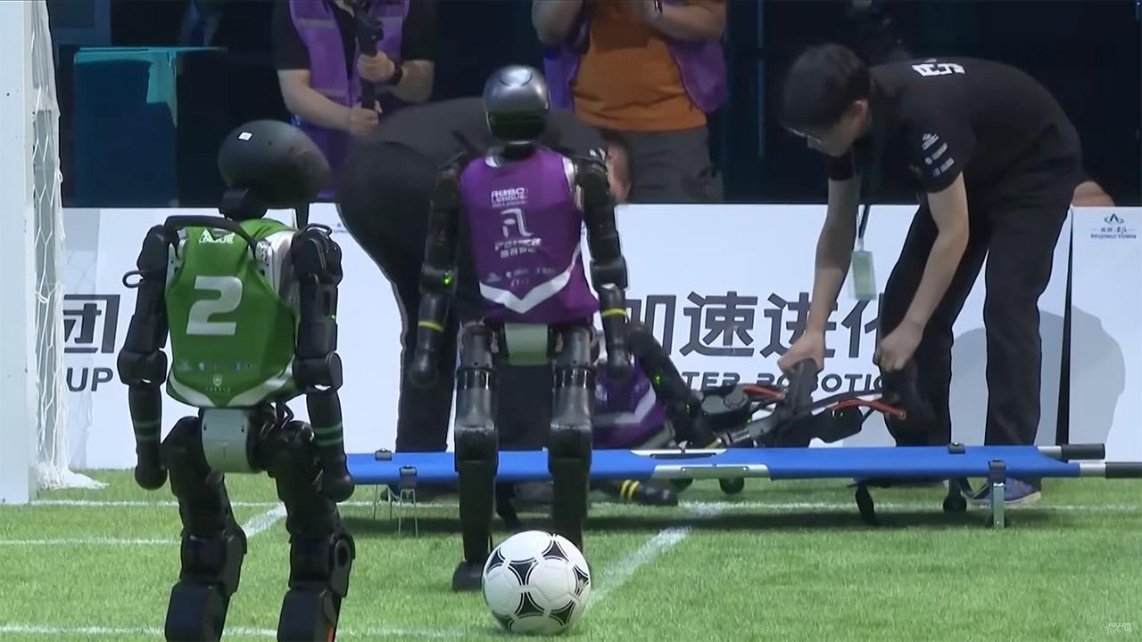 World's First 3-on-3 Autonomous Robot Football Match Takes Place in ...