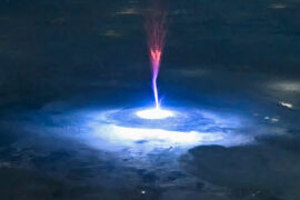 NASA Astronaut's Stunning Capture of a Lightning Sprite over Mexico ...