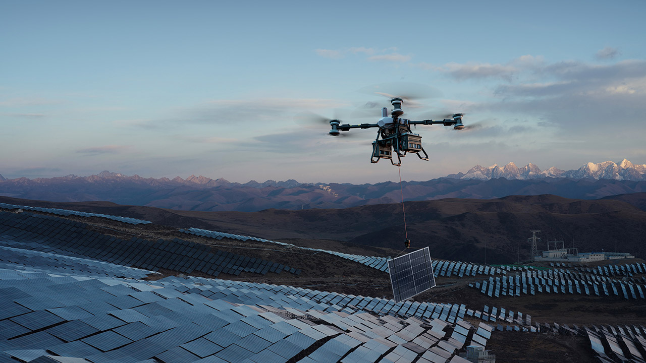 DJI FlyCart 100 Delivery Drone Carries a Warehouse in the Sky - TechEBlog